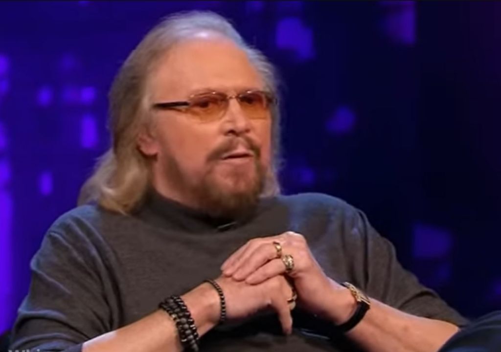Barry Gibb’s 2025 lifestyle is pure legend — music, family, luxury, and ...